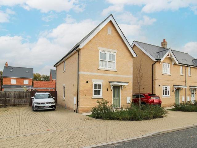 3 bedroom detached house for sale
