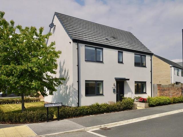 3 bedroom detached house for sale