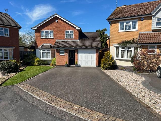 3 bedroom detached house for sale