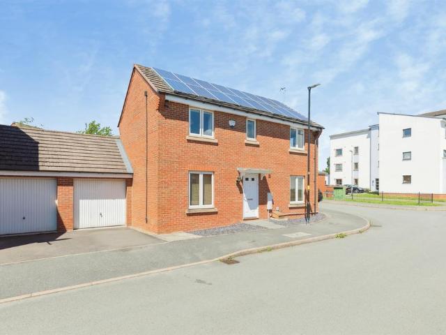 3 bedroom detached house for sale