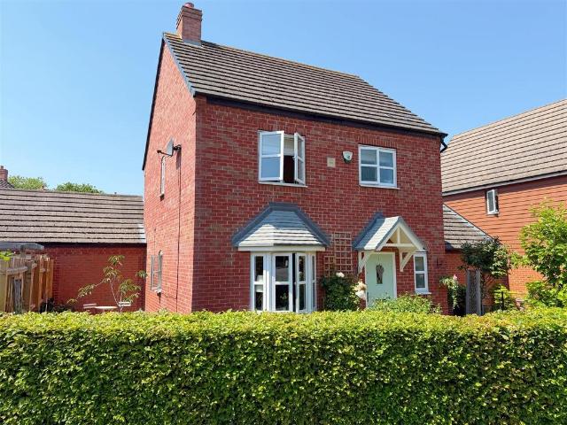 3 bedroom detached house for sale