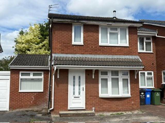 3 bedroom detached house for sale