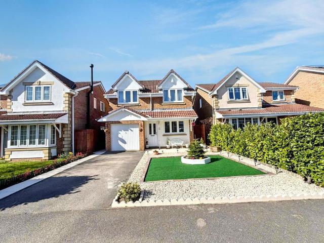 3 bedroom detached house for sale