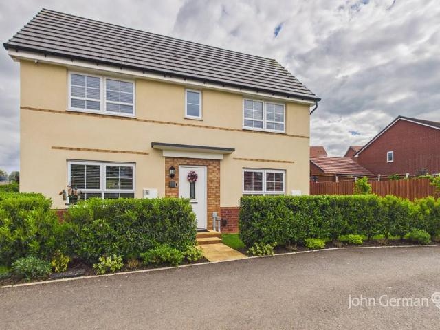 3 bedroom detached house for sale