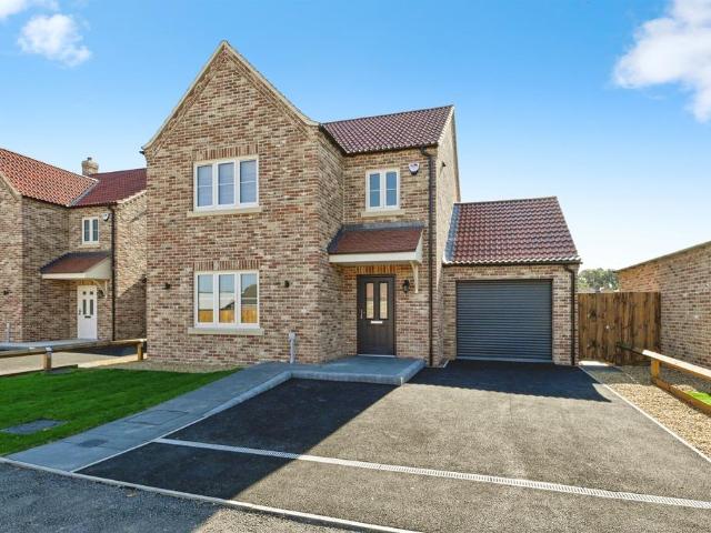 3 bedroom detached house for sale