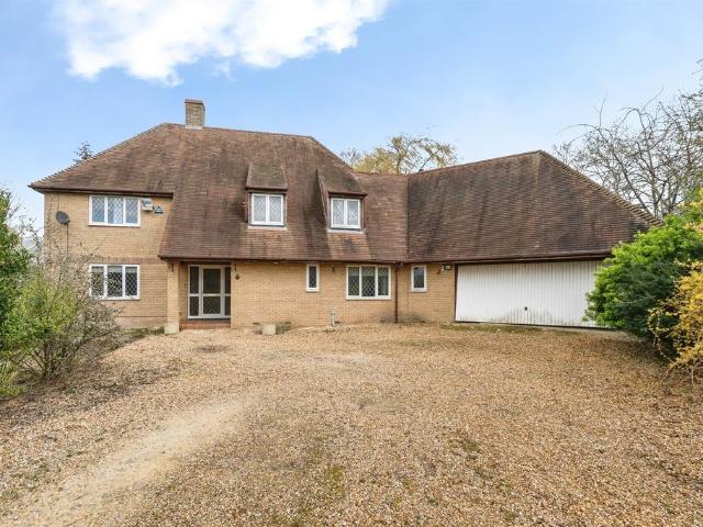 3 bedroom detached house for sale