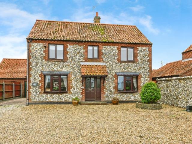 3 bedroom detached house for sale