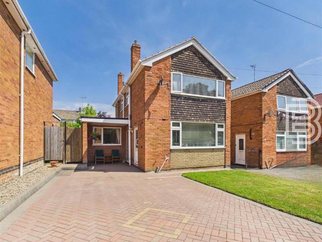 3 bedroom detached house for sale