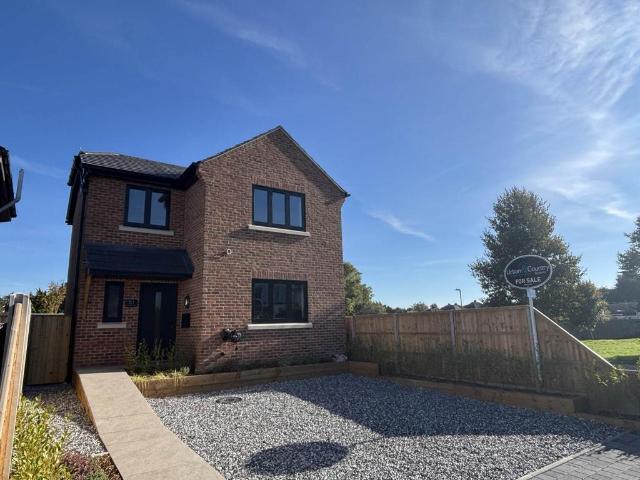 3 bedroom detached house for sale