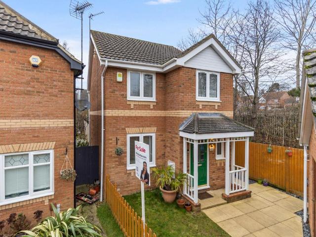 3 bedroom detached house for sale