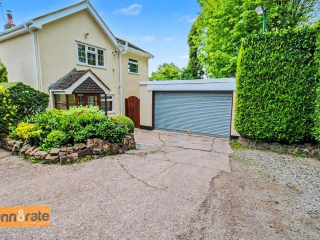 3 bedroom detached house for sale