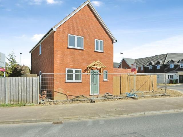 3 bedroom detached house for sale