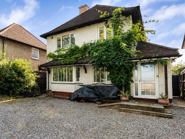 3 bedroom detached house for sale