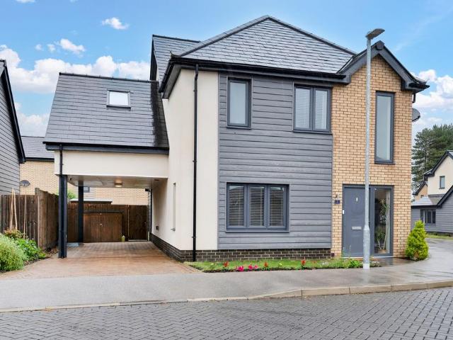 3 bedroom detached house for sale