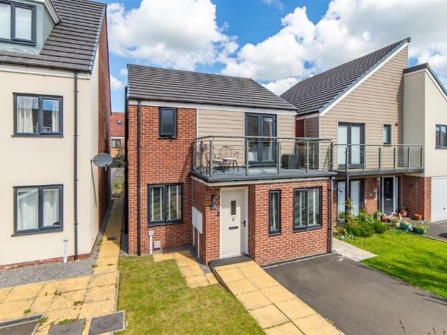 3 bedroom detached house for sale