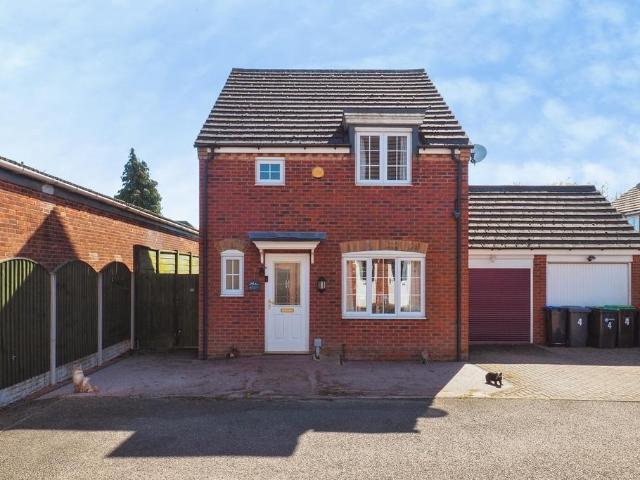 3 bedroom detached house for sale