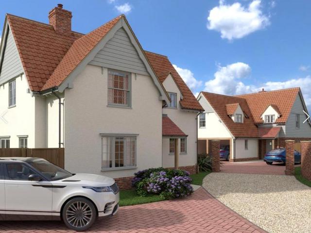 3 bedroom detached house for sale