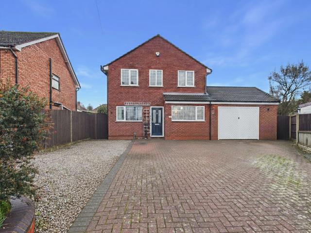 3 bedroom detached house for sale