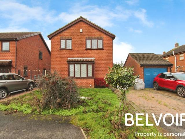 3 bedroom detached house for sale
