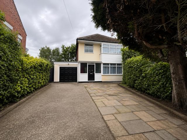 3 bedroom detached house for sale