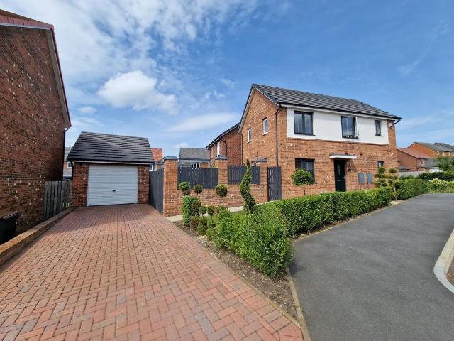 3 bedroom detached house for sale