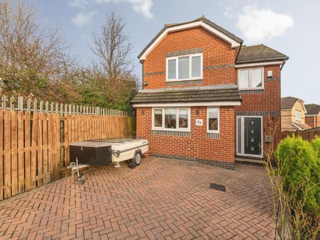 3 bedroom detached house for sale