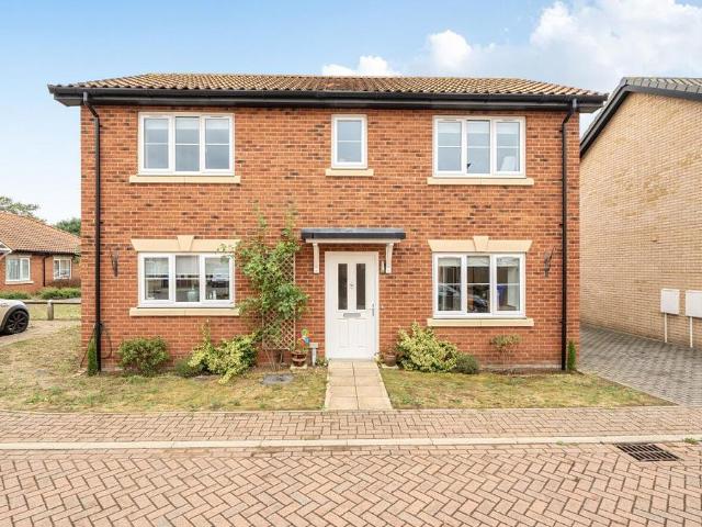 3 bedroom detached house for sale