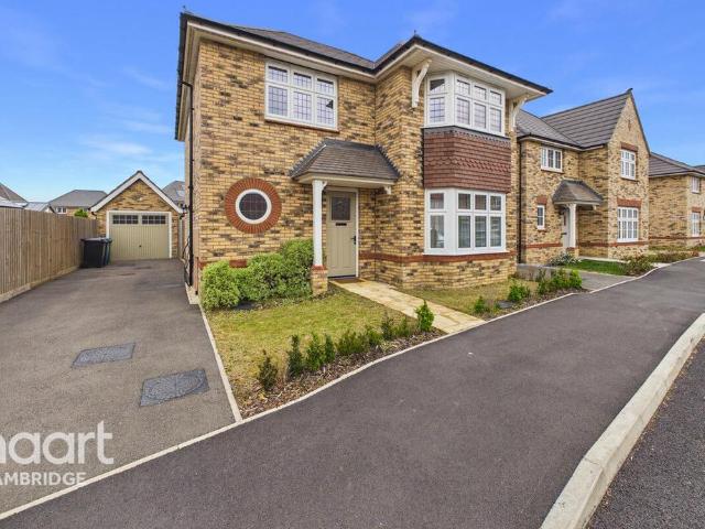 3 bedroom detached house for sale