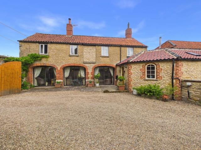 3 bedroom property for sale