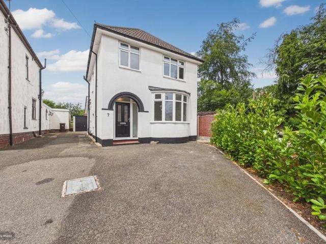 3 bedroom detached house for sale