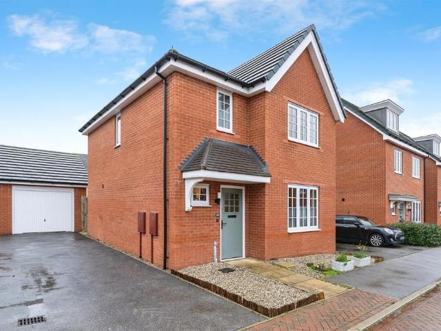 3 bedroom detached house for sale