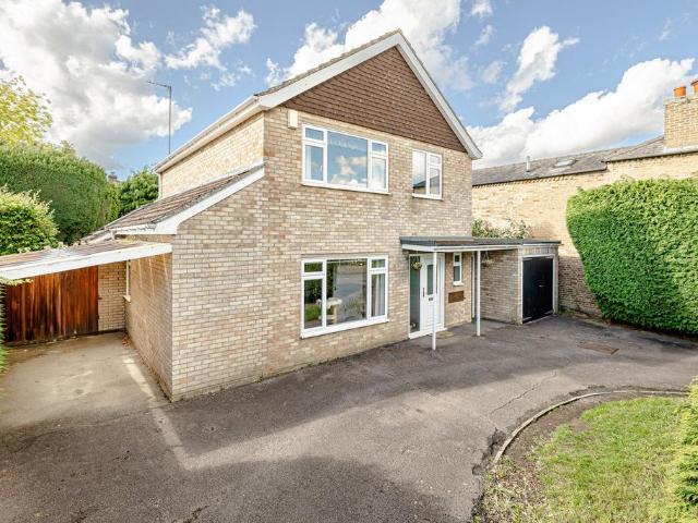 3 bedroom detached house for sale