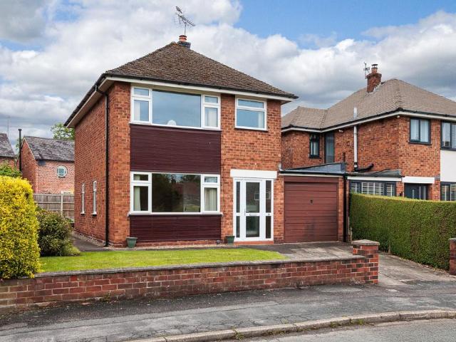 3 bedroom detached house for sale