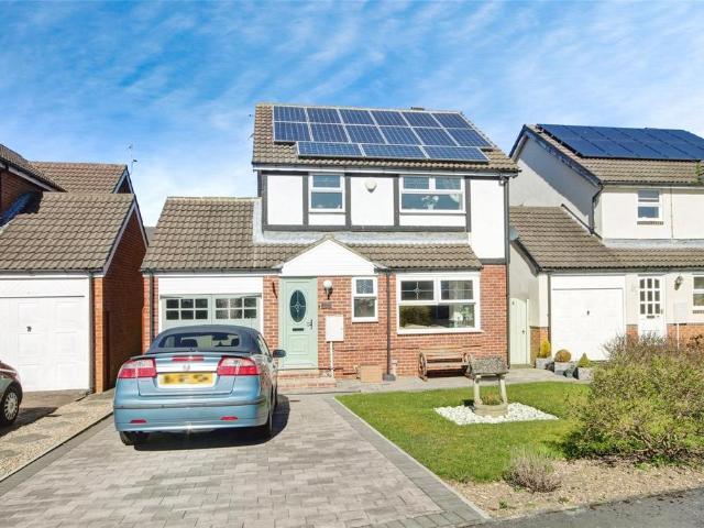 3 bedroom detached house for sale