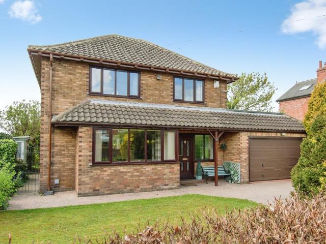 3 bedroom detached house for sale