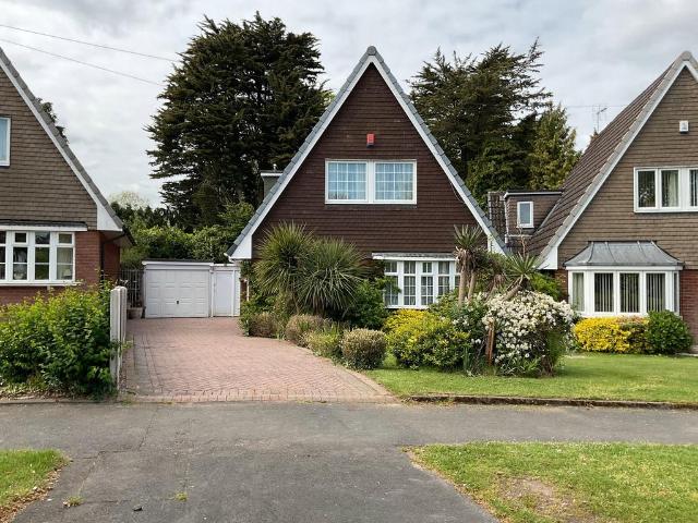 3 bedroom detached house for sale