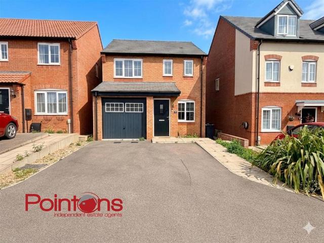 3 bedroom detached house for sale
