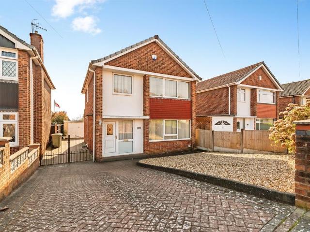 3 bedroom detached house for sale