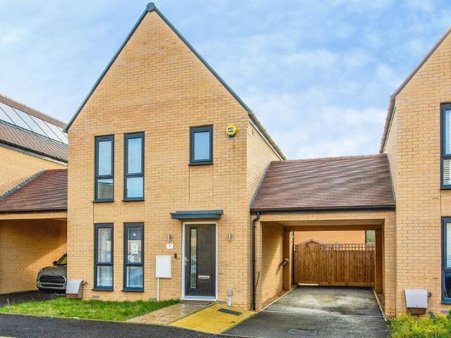 3 bedroom detached house for sale