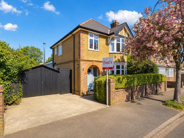 3 bedroom detached house for sale