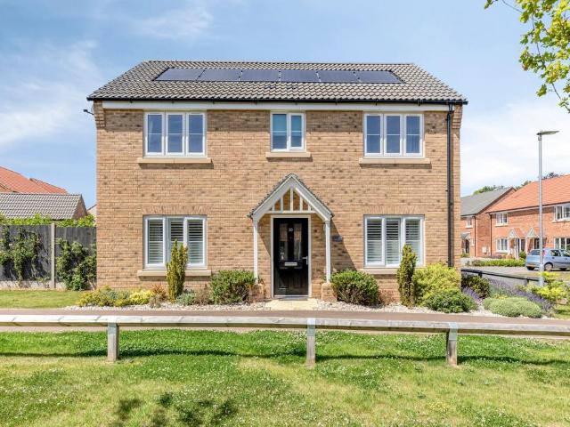 3 bedroom detached house for sale