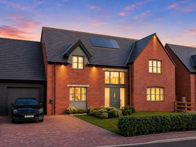 3 bedroom detached house for sale