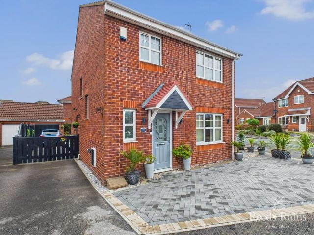 3 bedroom detached house for sale