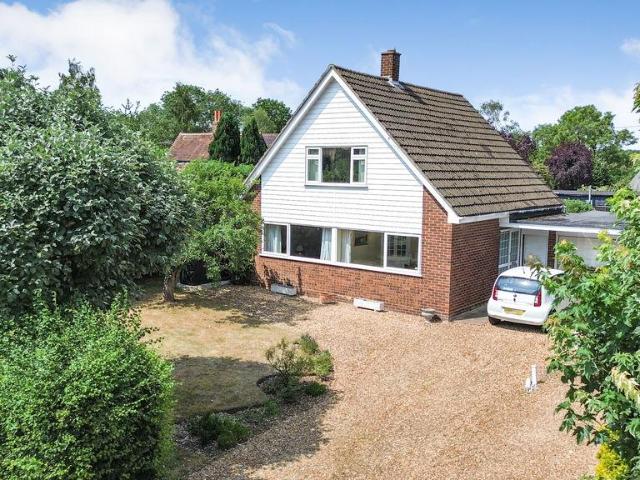 3 bedroom detached house for sale