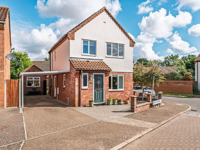 3 bedroom detached house for sale