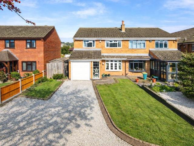 3 bedroom semi detached house for sale