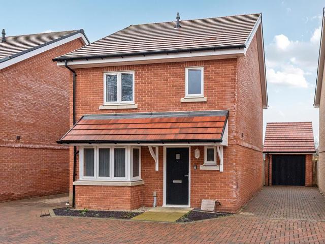 3 bedroom detached house for sale