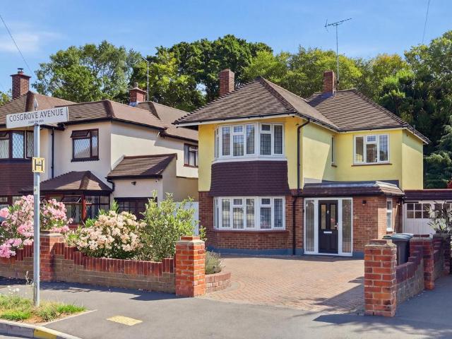 3 bedroom detached house for sale