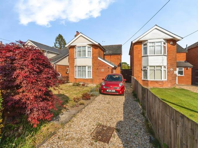 3 bedroom detached house for sale