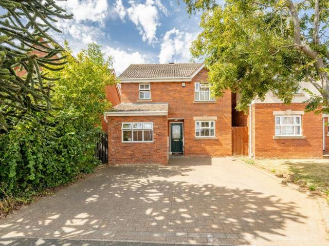 3 bedroom detached house for sale